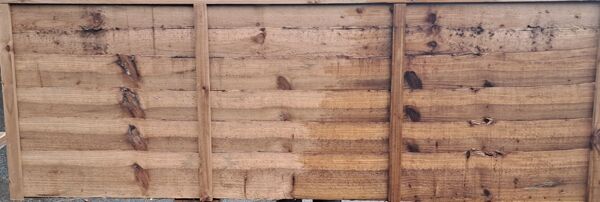 Waney Lap Fence Panel 6ft W x 4ft H